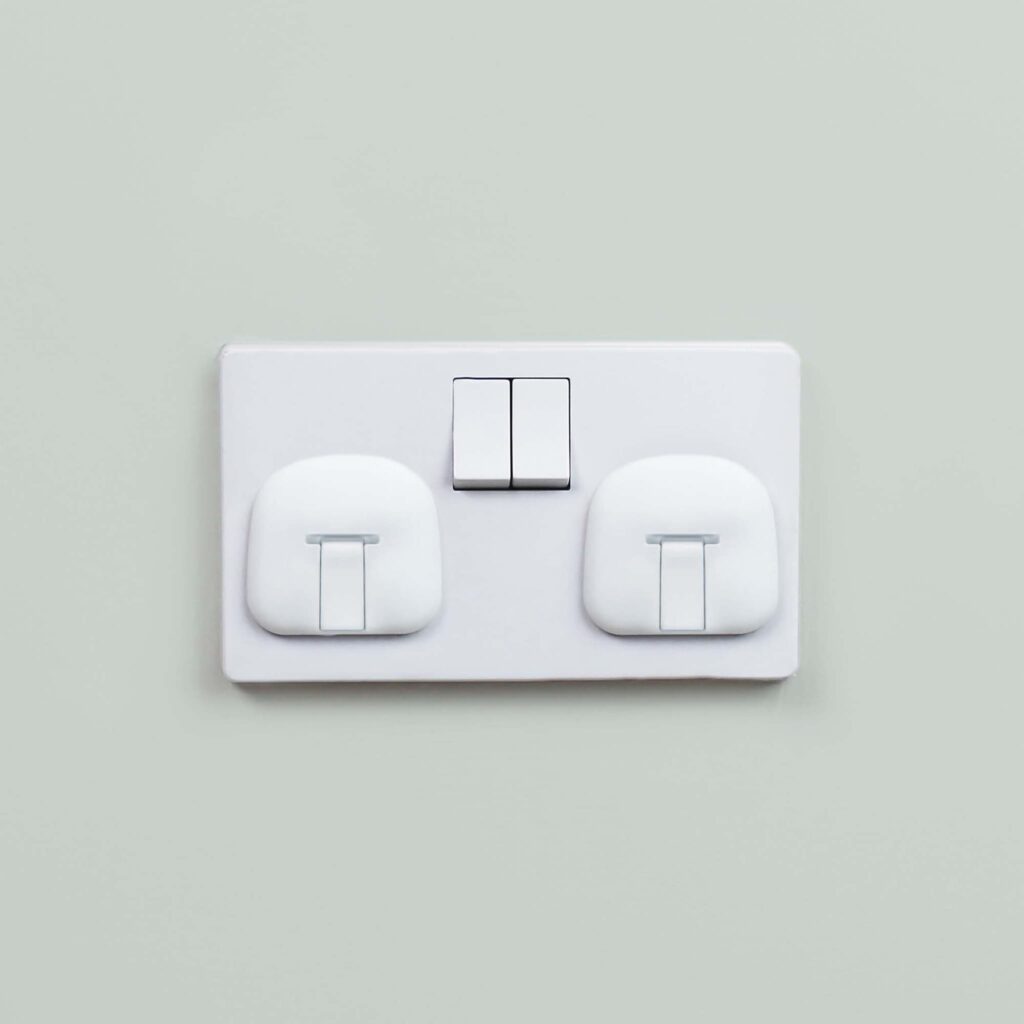 Fred Plug Socket Cover 6 Piece - Babyeze
